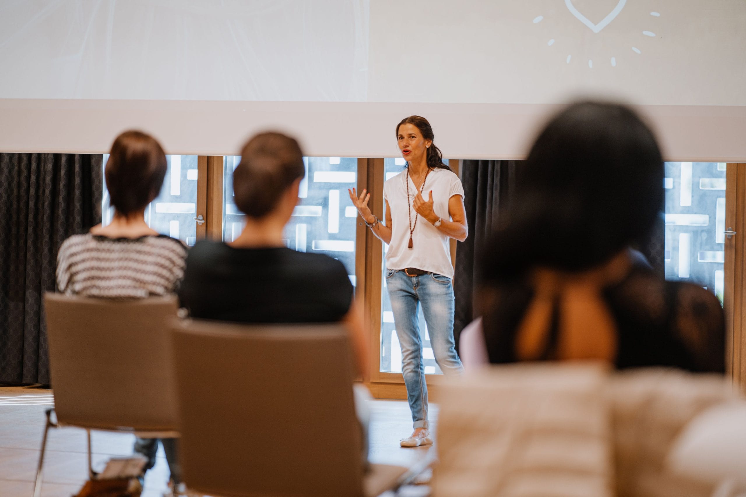 Essstörung erkennen: Erste Warnsignale – Andrea Ammann